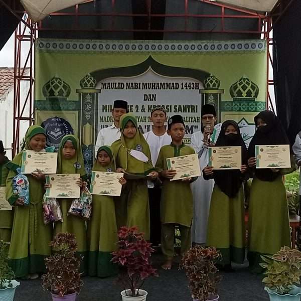 MANBA'UL ULUM - MADRASAH DINIYAH TAKMILIYAH AWALIYAH GCV